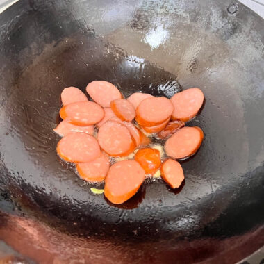 Harbin Red Sausage and Green Pepper Stir-fry - My Chinese Home Kitchen